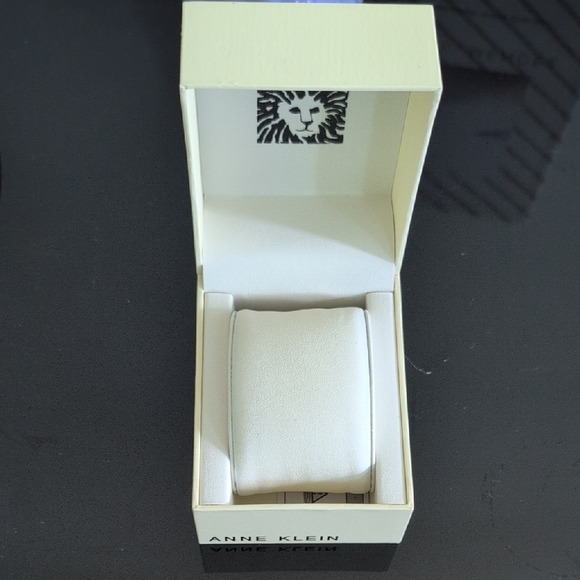Anne Klein | Jewelry | Anne Klein Cream Watch Box With Lion Logo | Poshmark